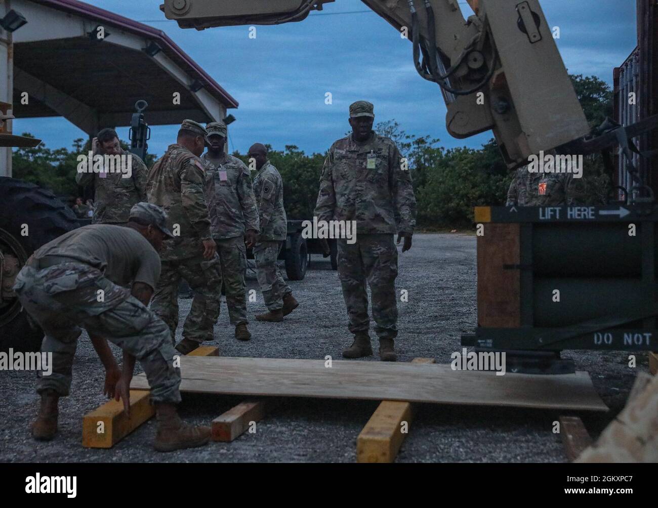 17th Combat Sustainment Support Battalion Soldiers operate forklifts ...