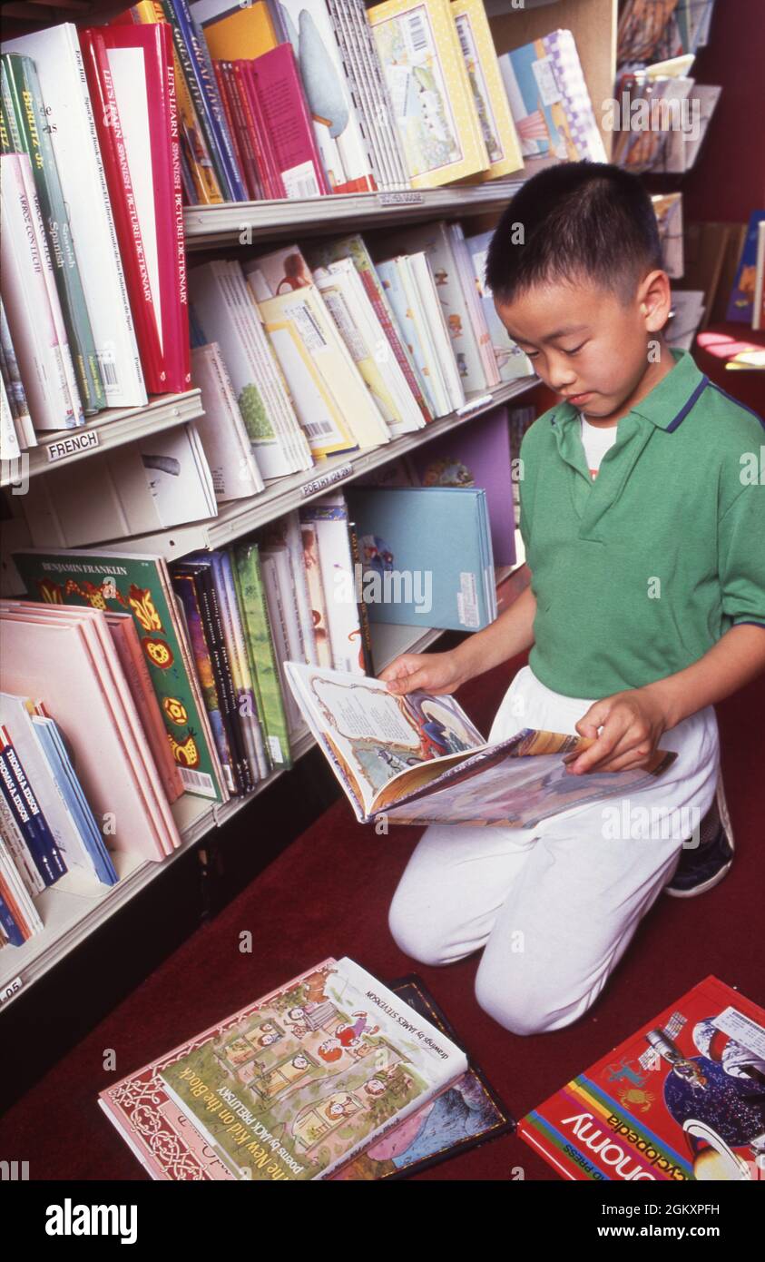 Fifth grader hi-res stock photography and images - Alamy