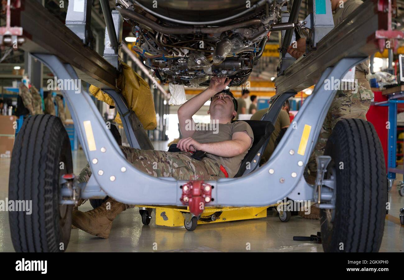 48th component maintenance squadron hi-res stock photography and images ...