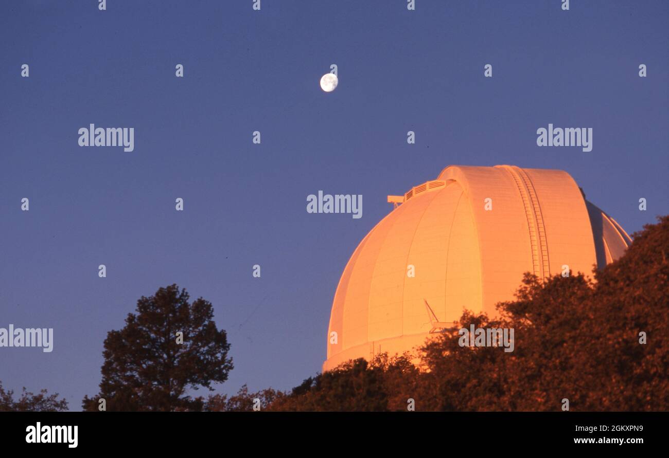 ©1991 Telescopes of McDonald Observatory in the Davis Mountains of west ...