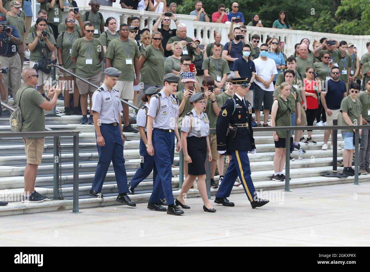 JROTC Cadets take part in a wreath laying ceremony at the Tomb of the ...