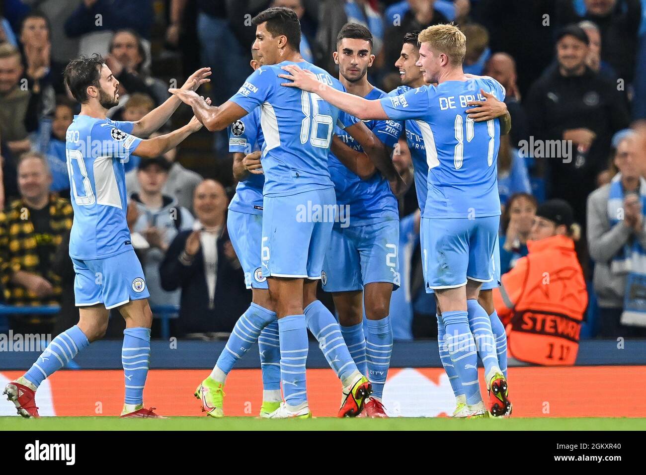 Riyad mahrez goal hi-res stock photography and images - Alamy