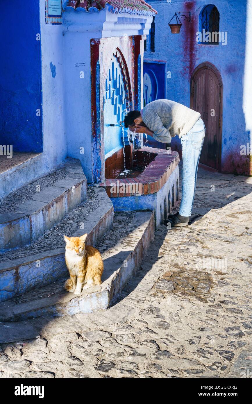 Street scene in the Chefchaouen, Morocco, Africa Stock Photo - Alamy