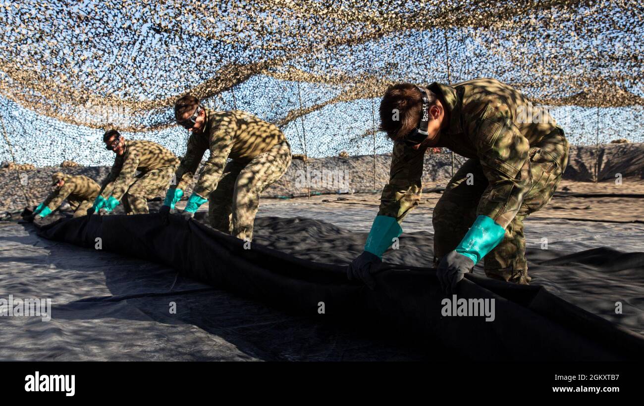 Australian Army petroleum operators with 10th Force Support Battalion ...
