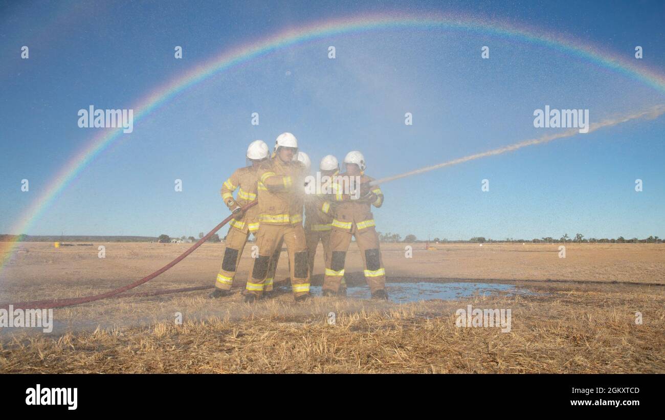 Australian Army petroleum operators with the 10th Force Support ...