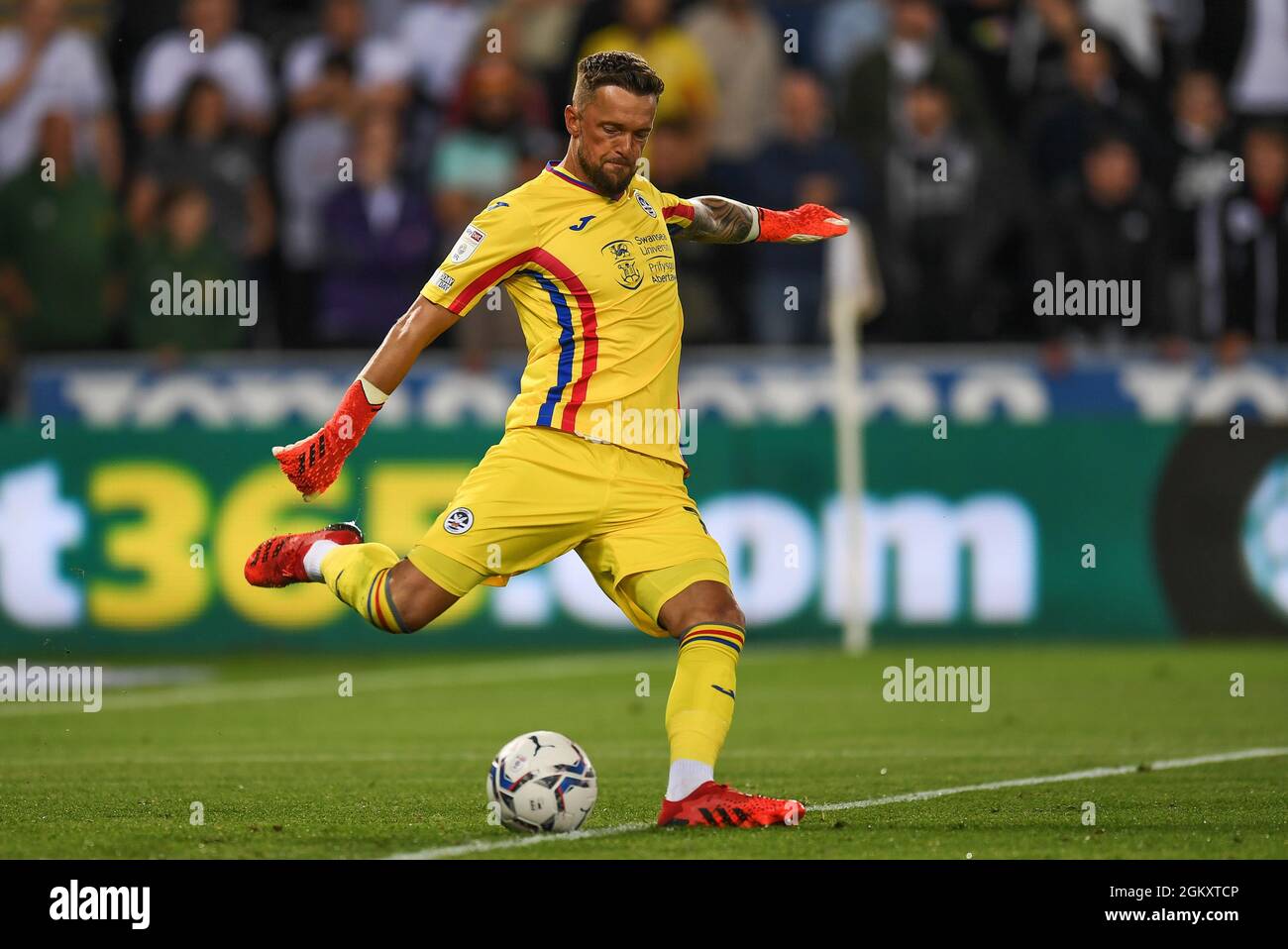 Hamer action hi-res stock photography and images - Alamy