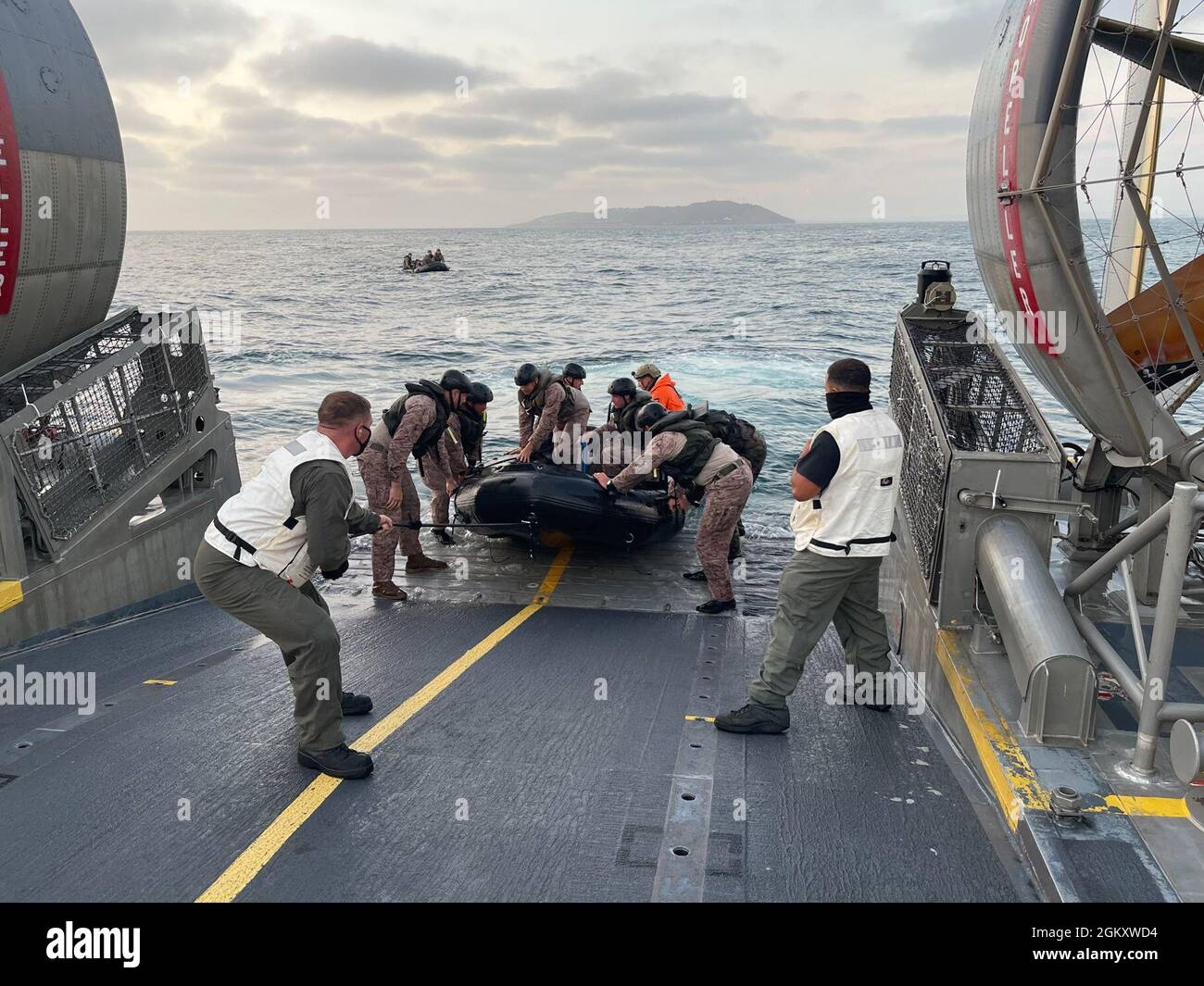 Assault craft unit acu five hi-res stock photography and images - Alamy