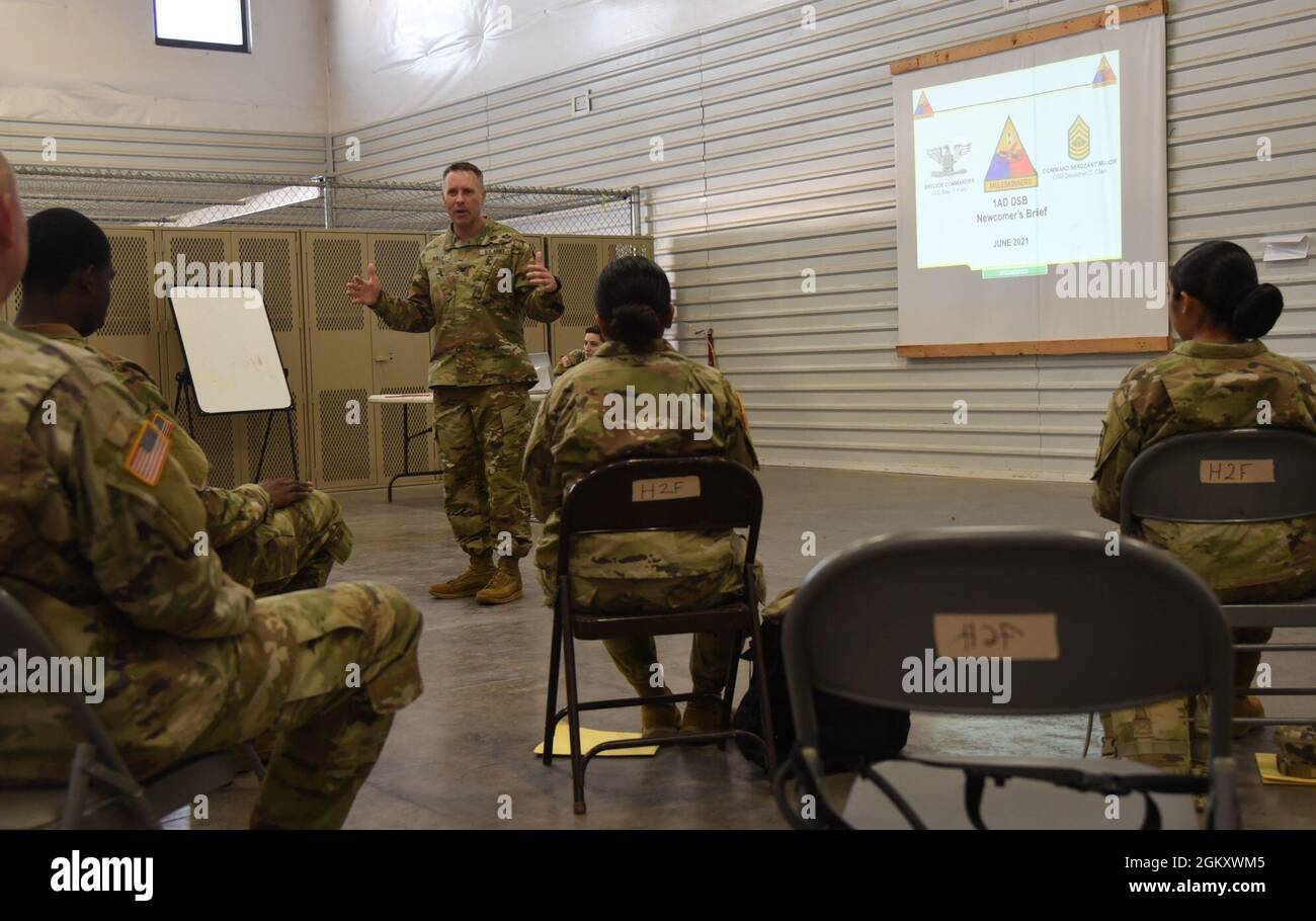 1st armored division sustainment brigade hi-res stock photography and ...