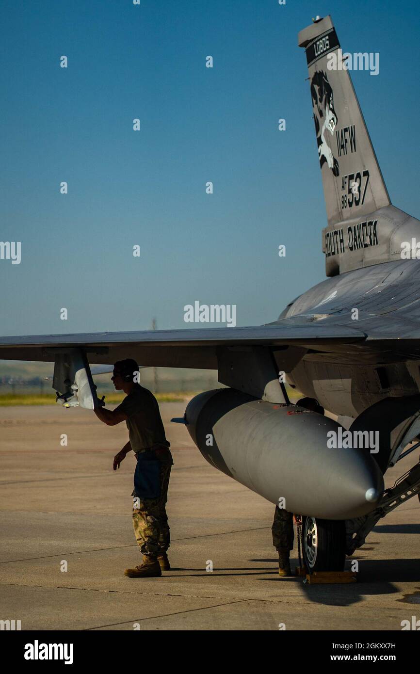 Tech. Sgt. Hugo Estes, 114th Aircraft Maintenance weapons armament ...