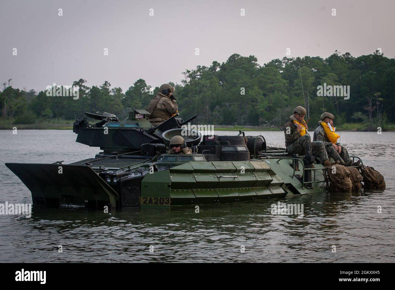 U.S. Marines with 2d Assault Amphibian Battalion (AABn.), 2d Marine ...