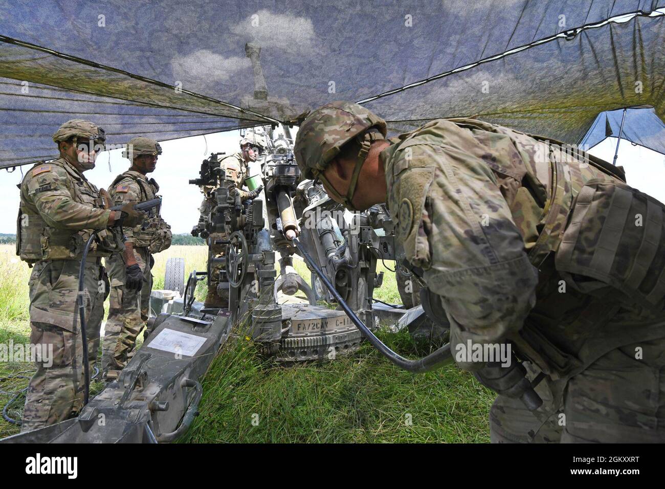 U.S. Soldiers with Cobra Battery, Field Artillery Squadron, 2d Cavalry ...