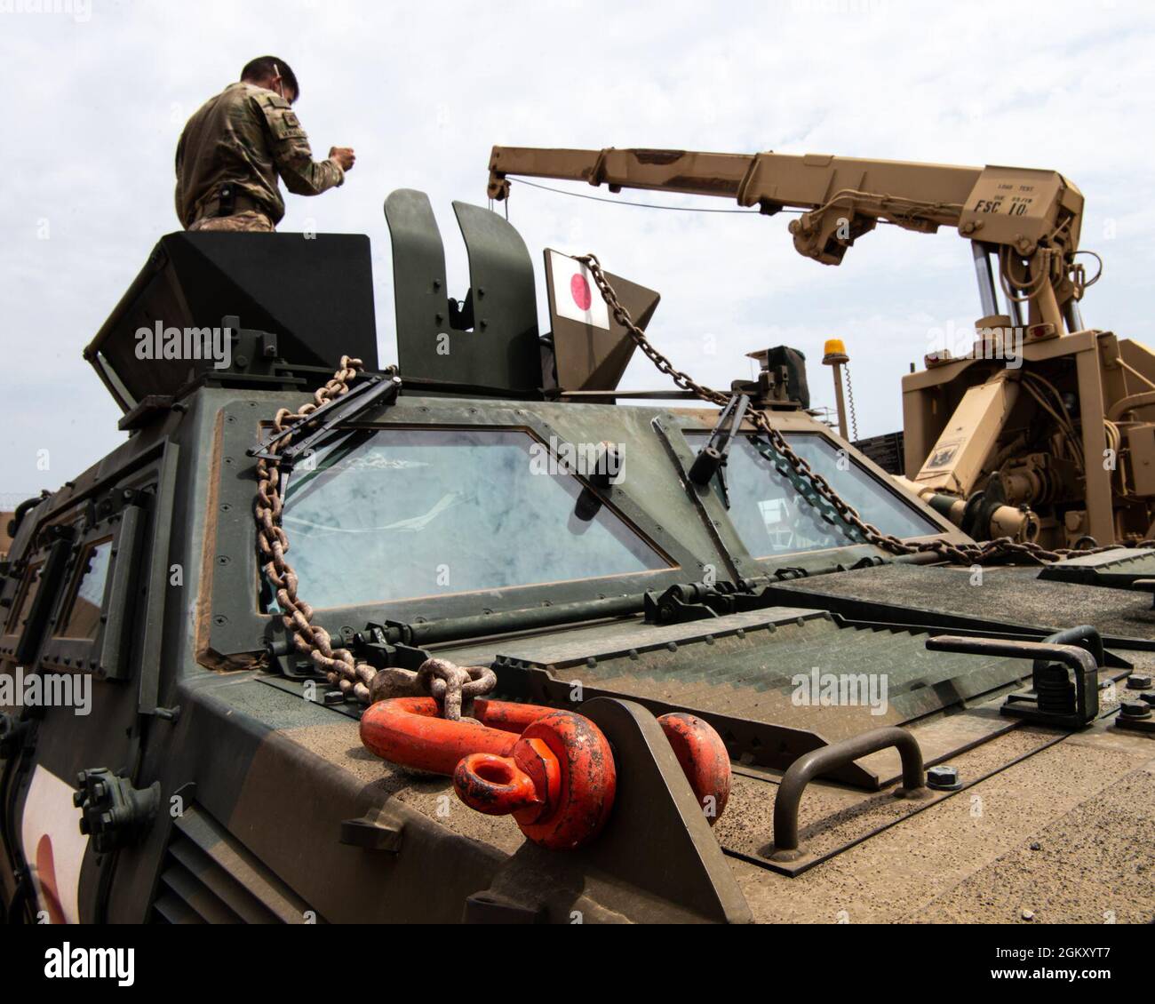 M984 wrecker hi-res stock photography and images - Alamy