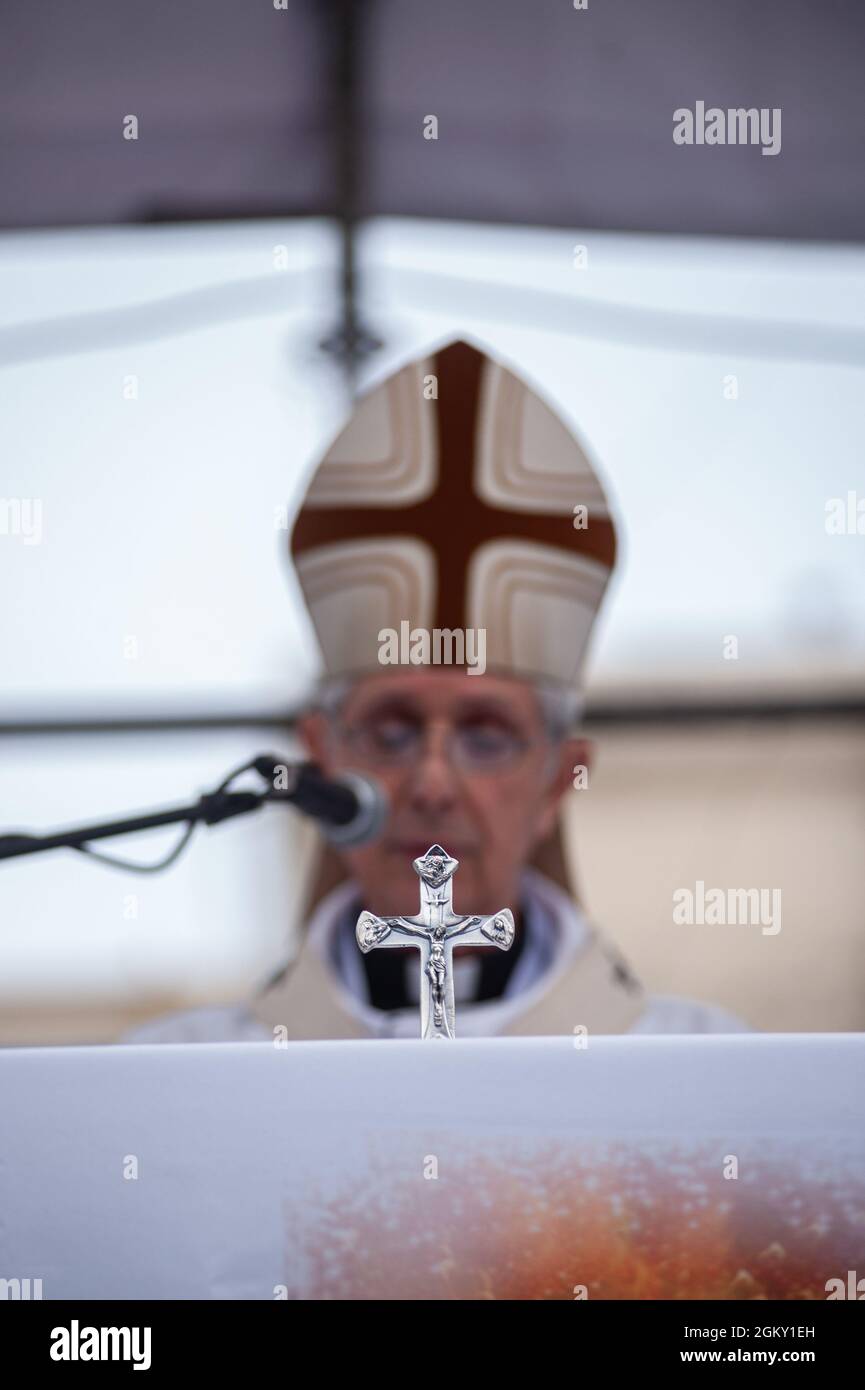 Mario poli hi-res stock photography and images - Alamy