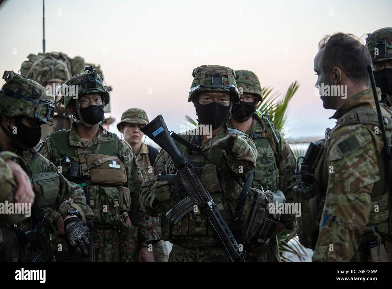 Japanese Ground Self Defense Force soldiers with 2nd Amphibious Rapid ...