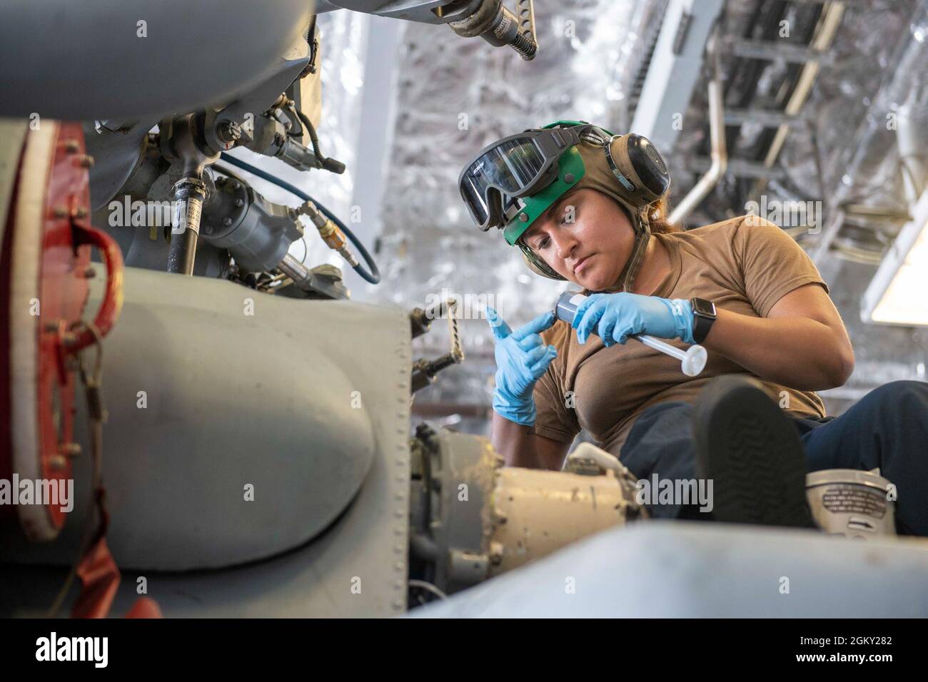 PEARL HARBOR, Hawaii (Jul. 23, 2021) Aviation Machinist’s Mate 3rd ...