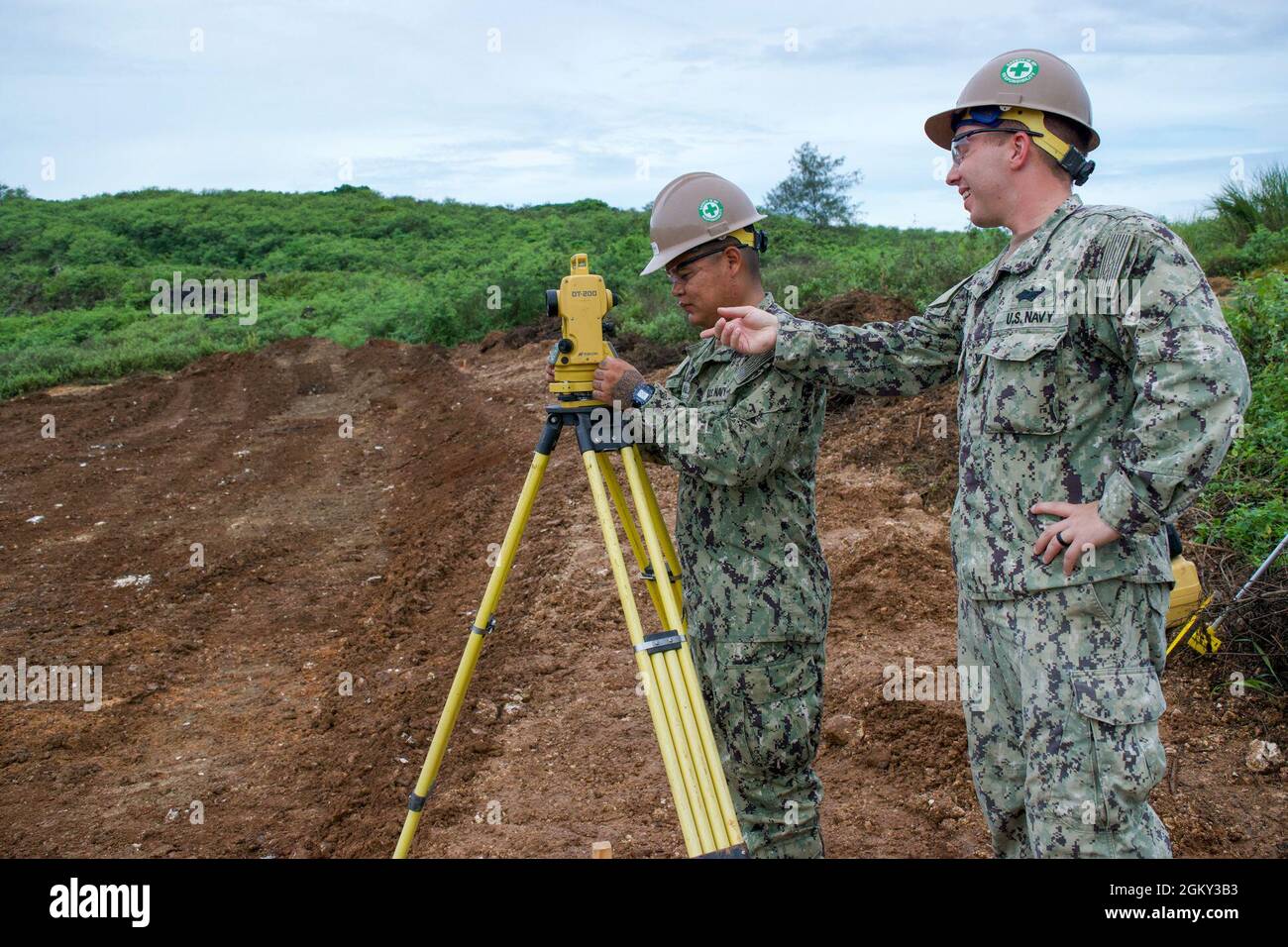 210723-N-DW186-1001 SANTA RITA, Guam (July 23, 2021) Engineering Aide Constructionman Apprentice ...