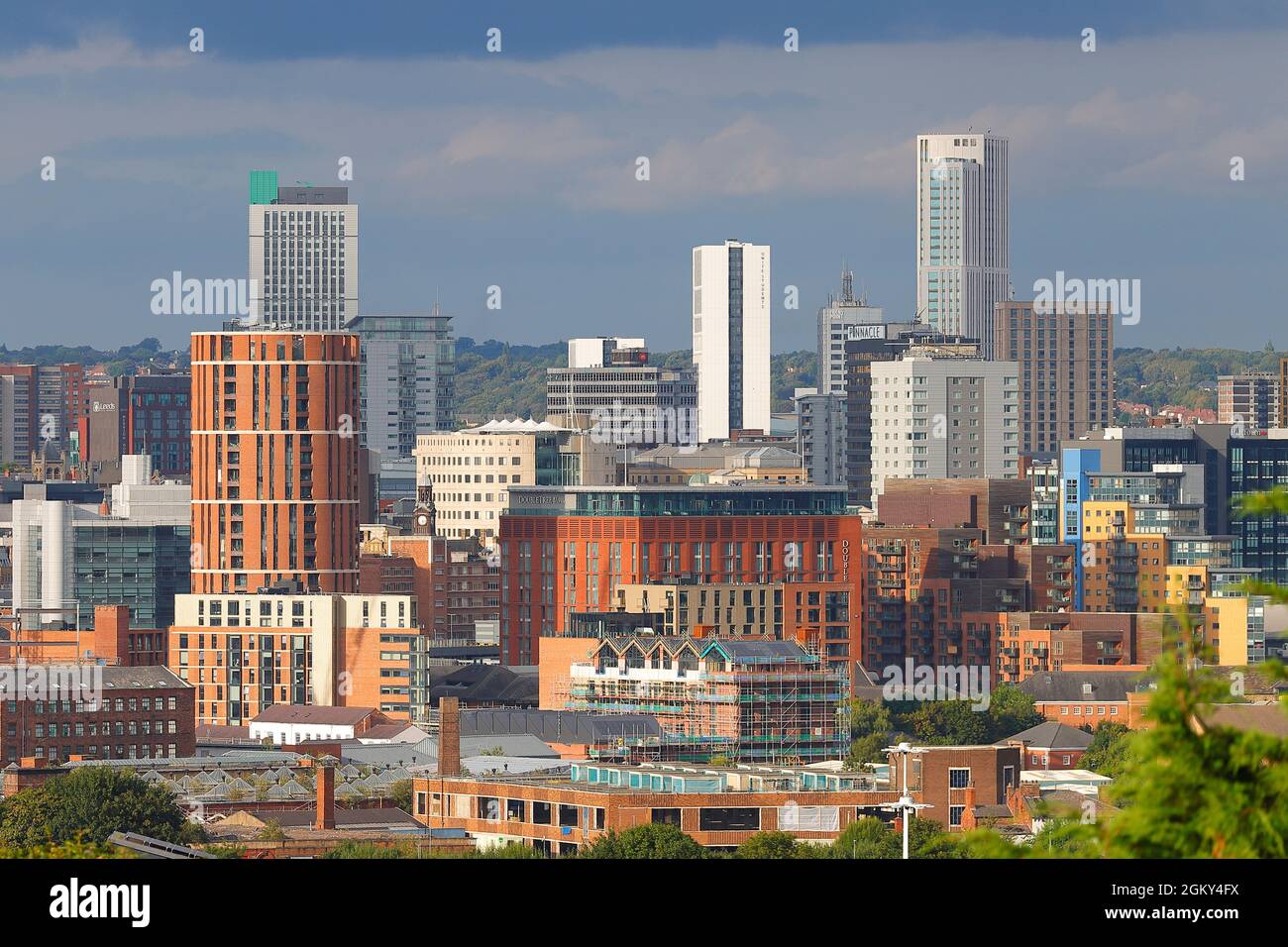 Tallest buildings in leeds hi-res stock photography and images - Alamy