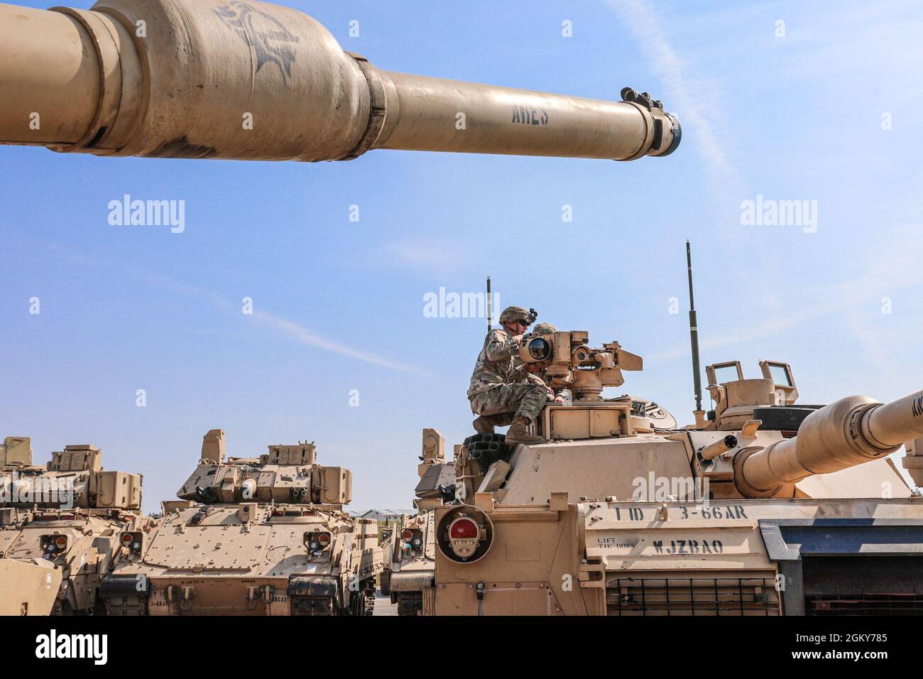 Armor crewman hi-res stock photography and images - Alamy