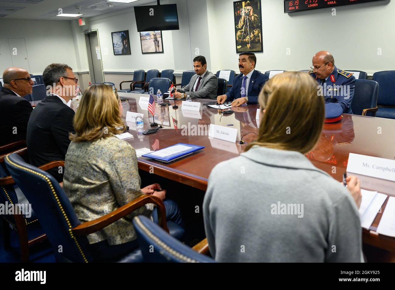 Under secretary of defense for policy dr colin kahl hi-res stock photography and images - Alamy