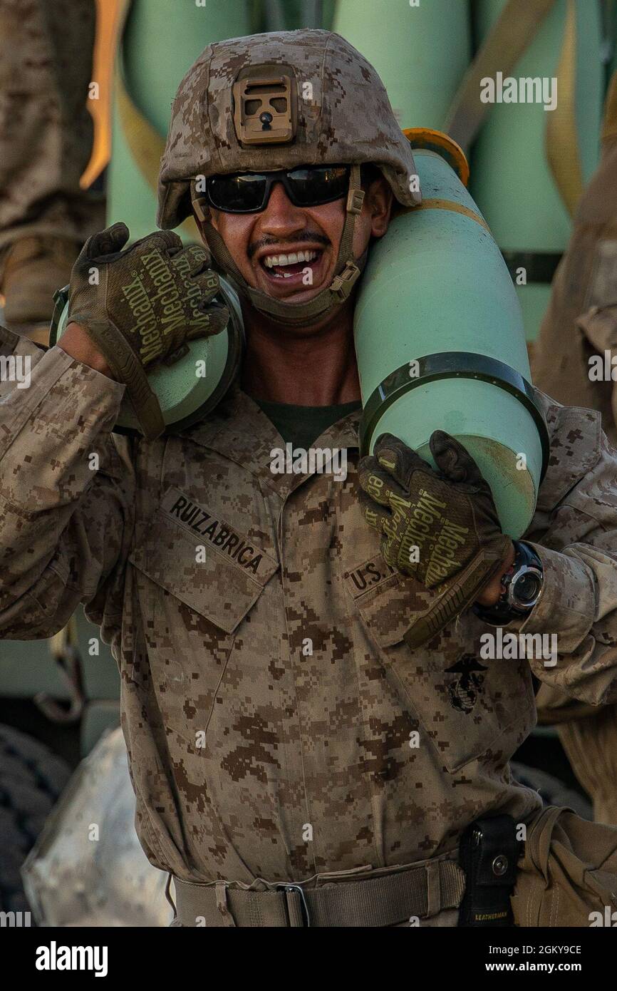 Marines with Oscar Battery, 5th Marines, 14th Marine Regiment conduct ...