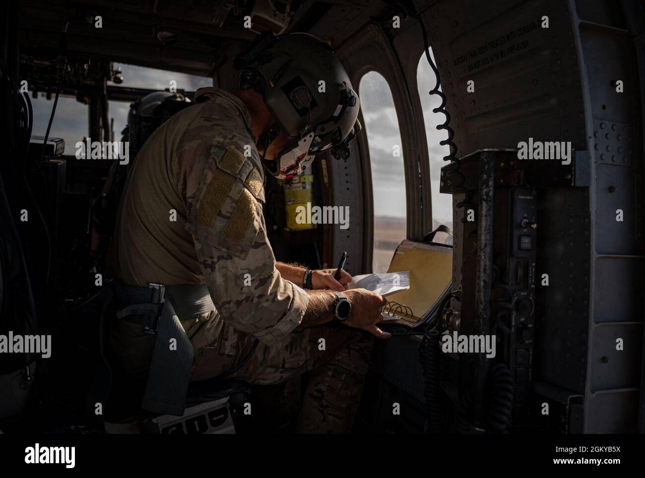 Air combat maneuvering hi-res stock photography and images - Alamy