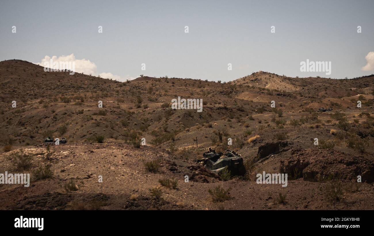 U.S. Marines with 4th Assault Amphibian Battalion, 4th Marine Division ...