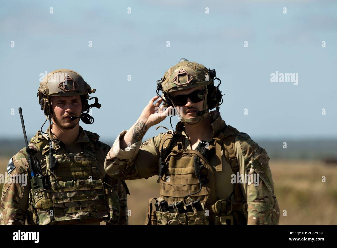 Alaska-based U.S. Army Technical Sgt. Kenneth Bartle with 25th Air ...