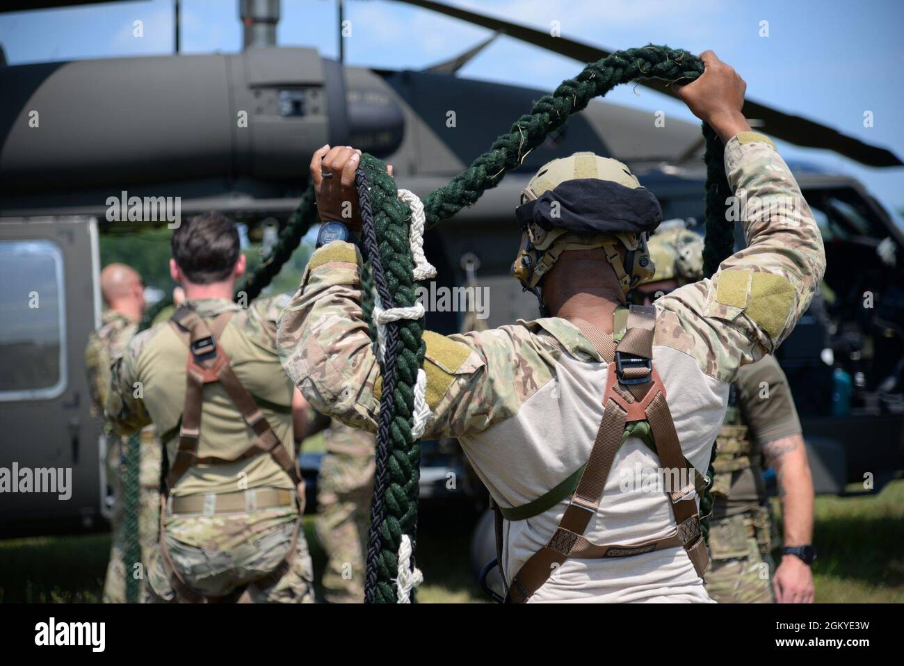Fast rope insertion extraction system hi-res stock photography and ...