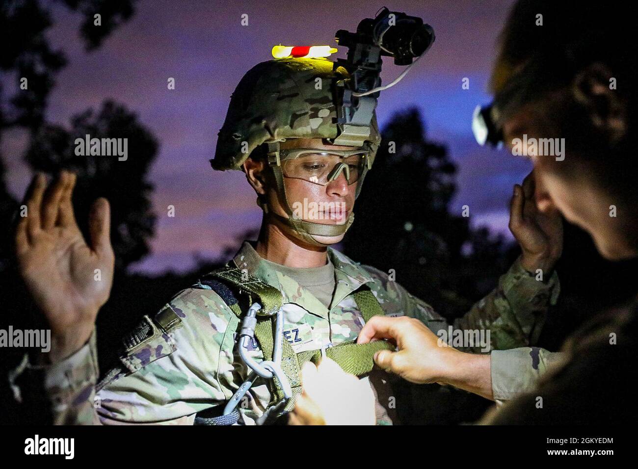 25th Infantry Division Lightning Academy Air Assault instructors ...