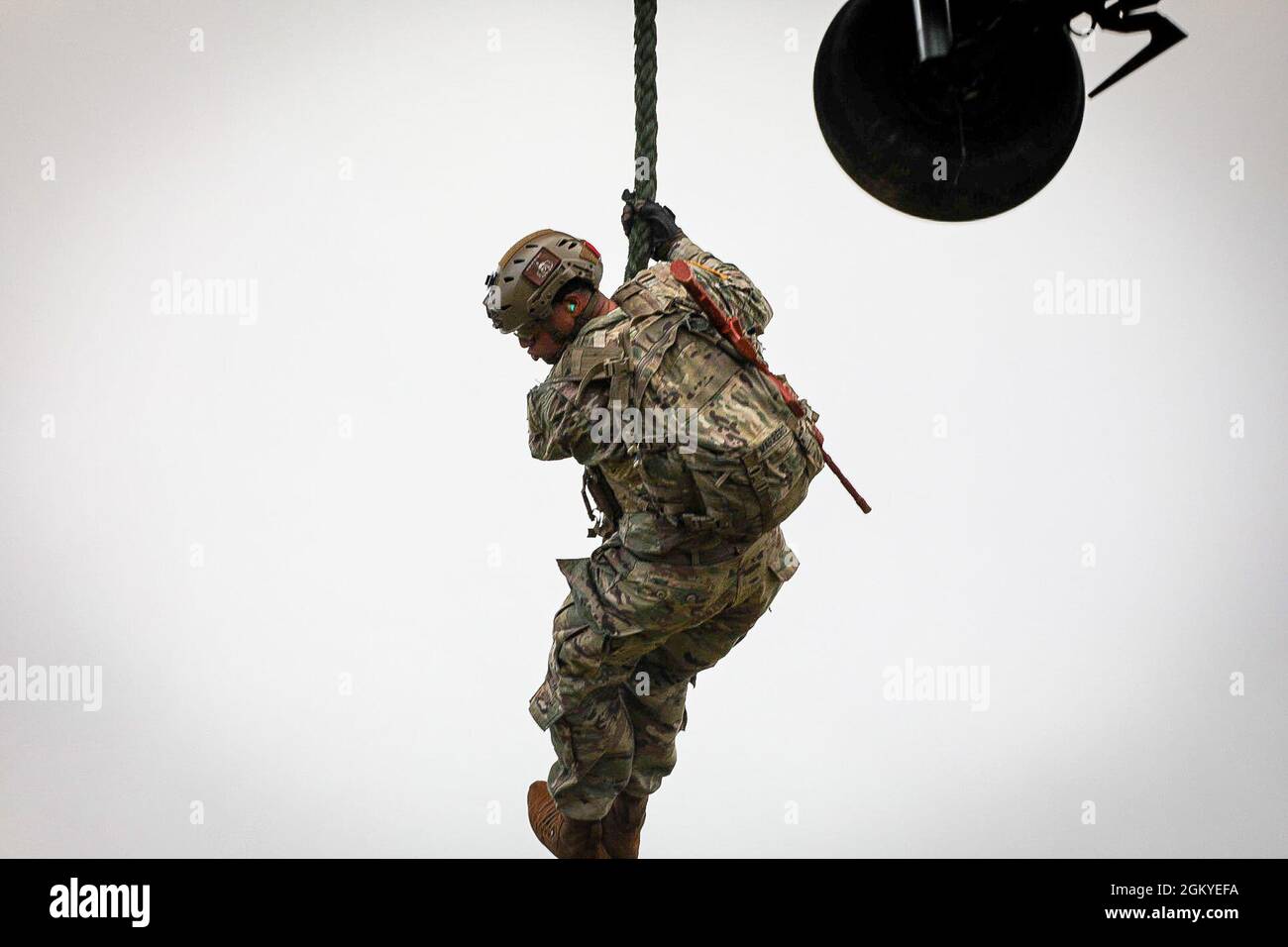 25th Infantry Division Lightning Academy Air Assault instructors ...