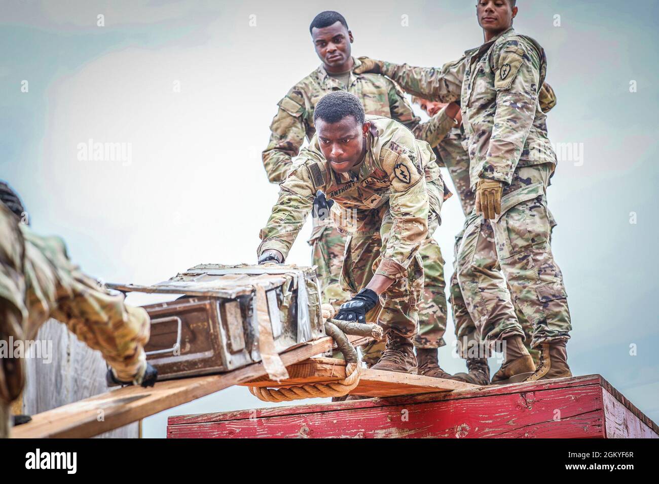 SCHOFIELD BARRACKS, Hawaii - Soldiers from 25th Infantry Division ...