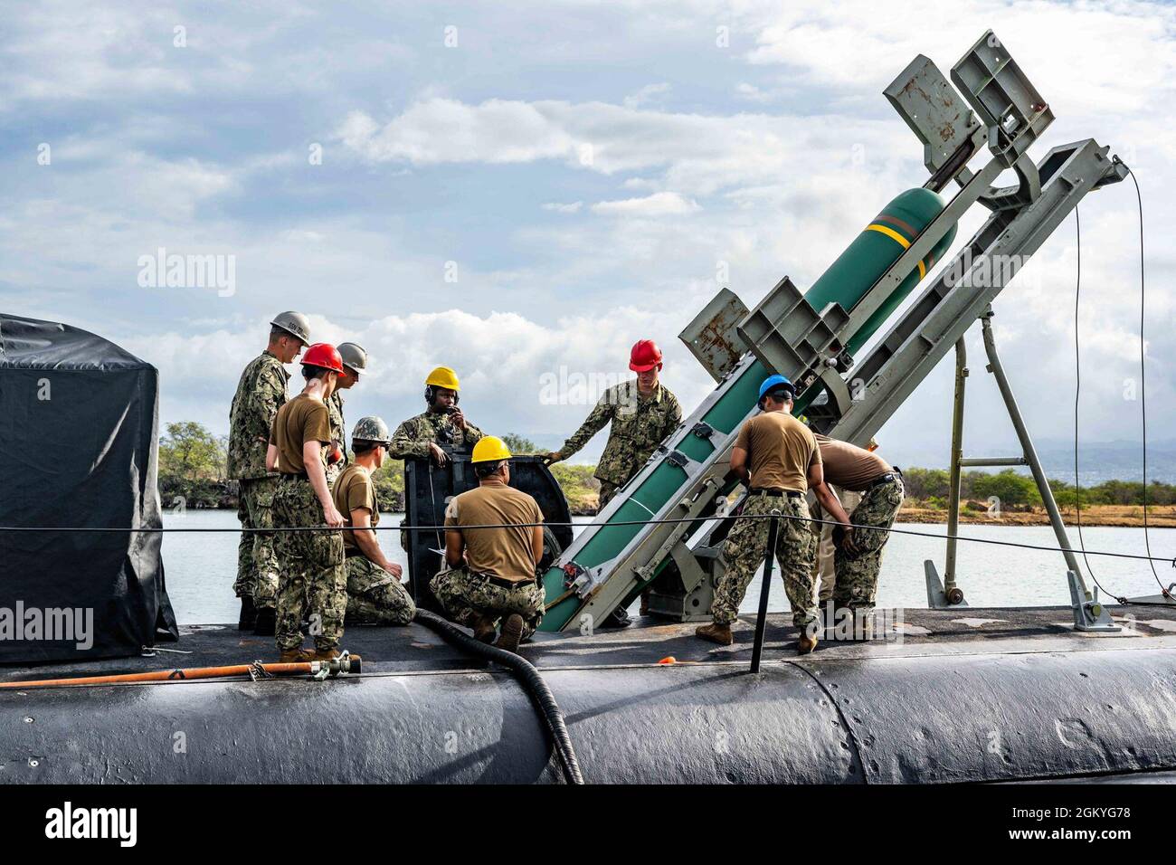 210728-N-KB401-2022 JOINT BASE PEARL HARBOR-HICKAM (July 28, 2021 ...