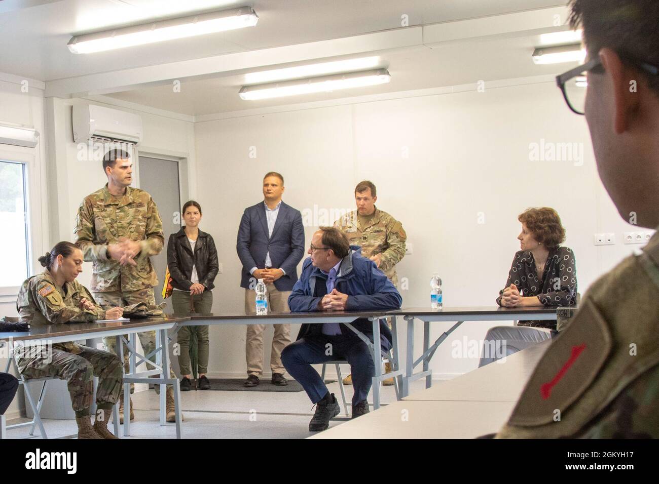 Standing the u s ambassador hi-res stock photography and images - Alamy