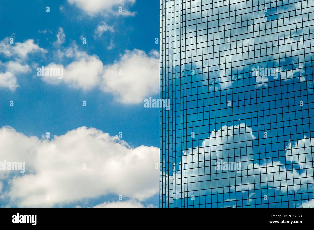 Sky and clouds reflections in skyscraper windows Stock Photo - Alamy