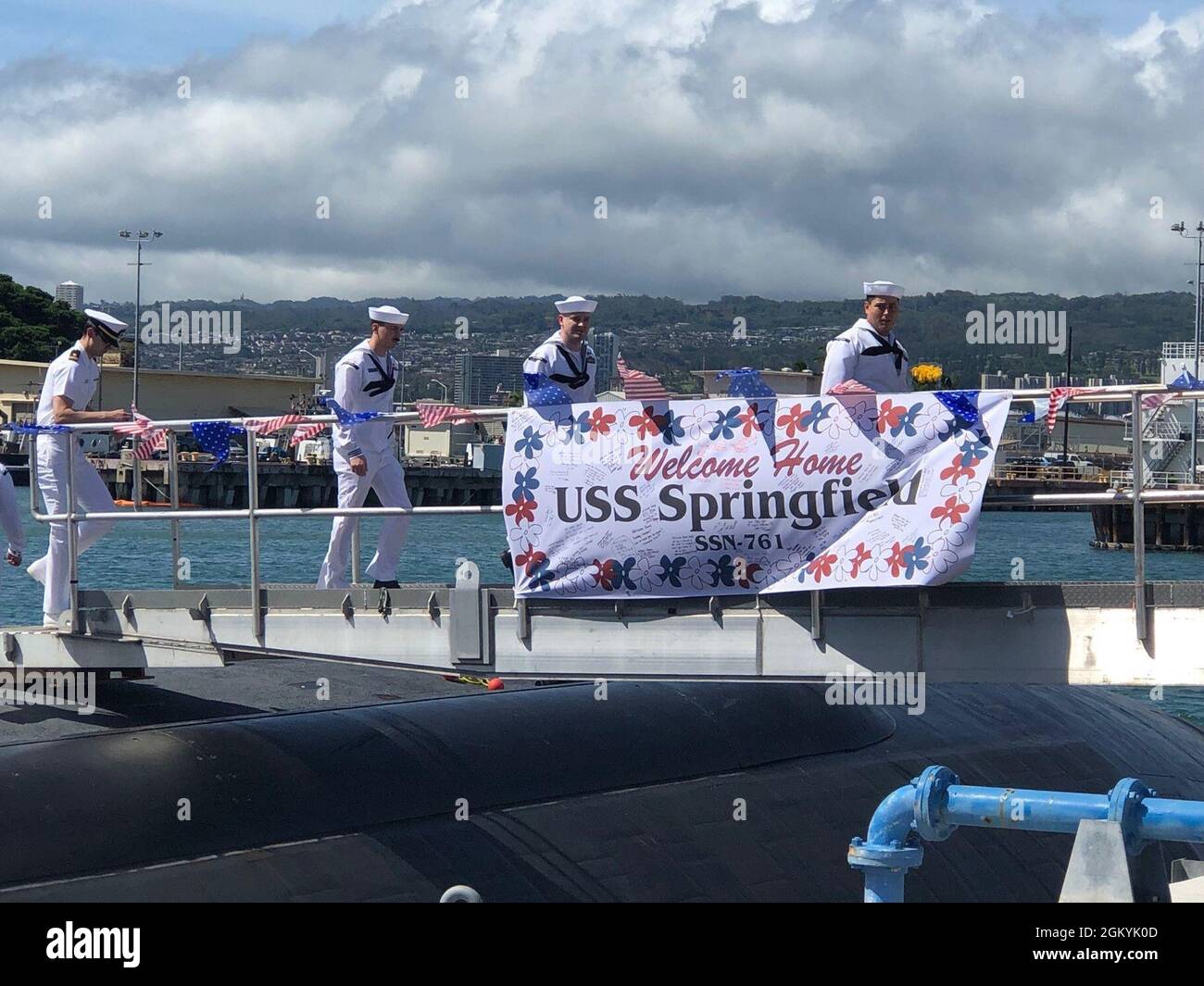 NEX Pearl Harbor welcomed home Sailors aboard USS Springfield after its ...