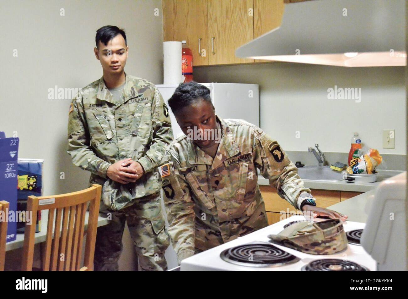 Specialist Arianna Holt, 1st Battalion, 101st Aviation Regiment, 101st ...