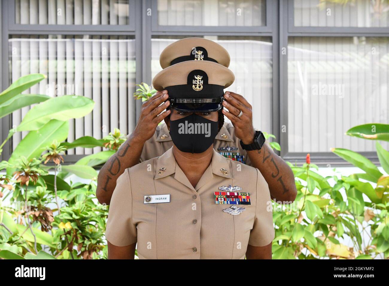 Hospital corpsman master chief hi-res stock photography and images - Alamy