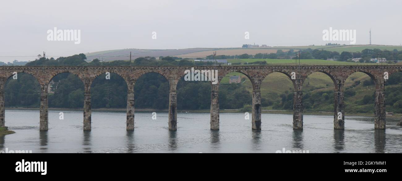 Tweed england hi-res stock photography and images - Alamy