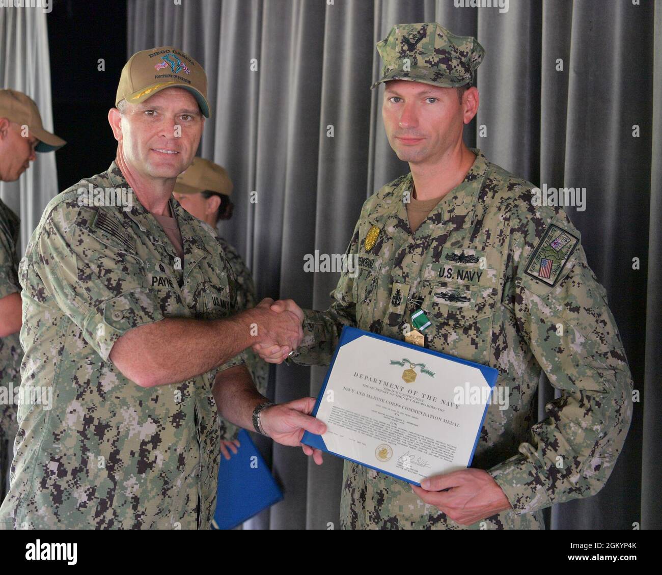 U s navy senior chief master at arms hi-res stock photography and ...