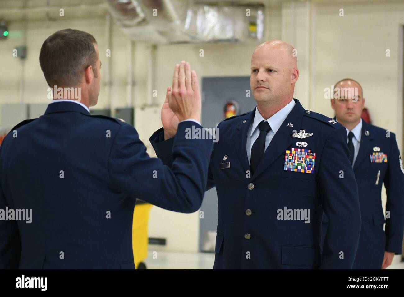 U.S. Air Force Col. Jeff Edwards, 173rd Fighter Wing commander ...