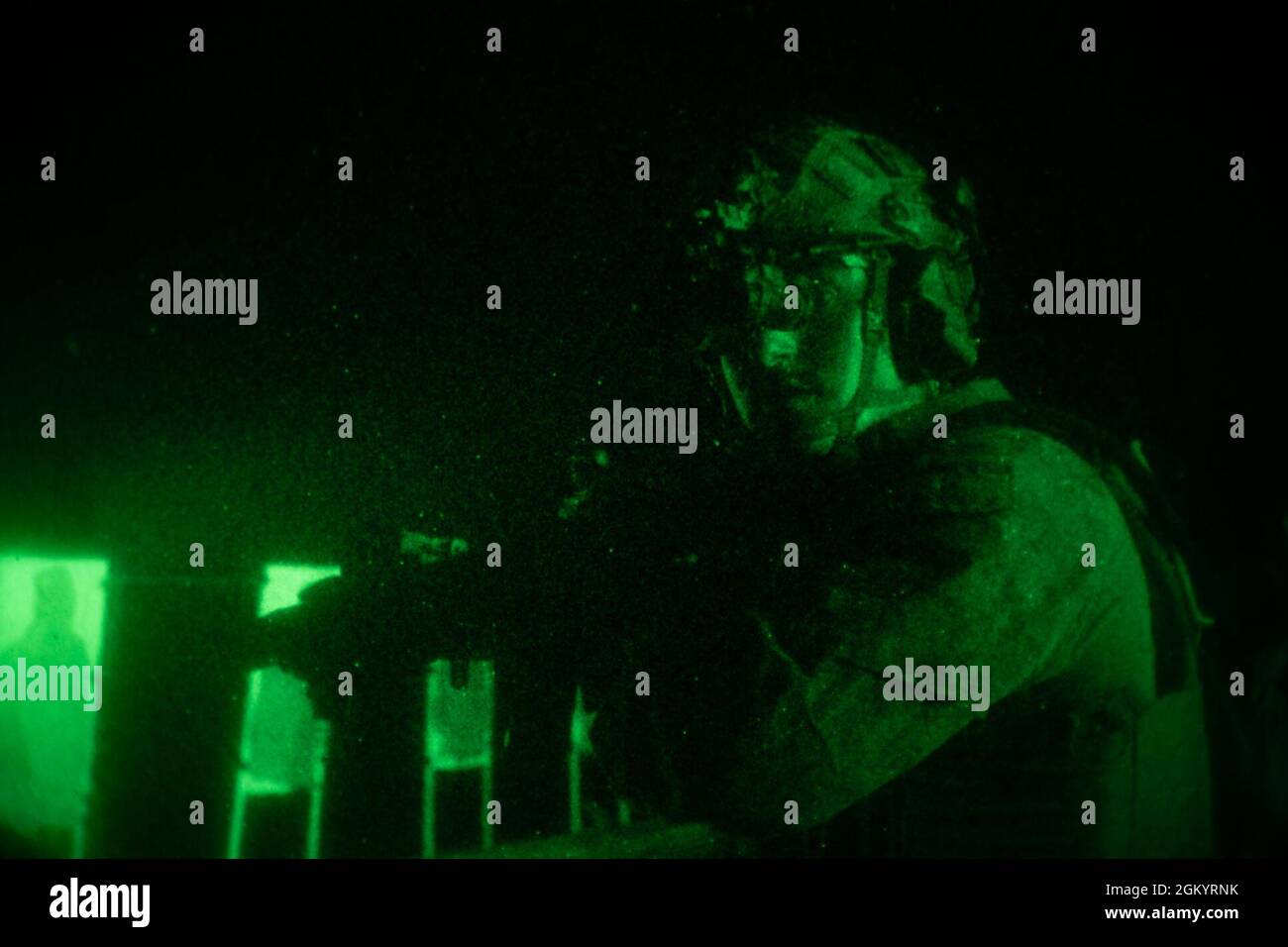A U.S. Marine with Force Reconnaissance Platoon, 31st Marine ...