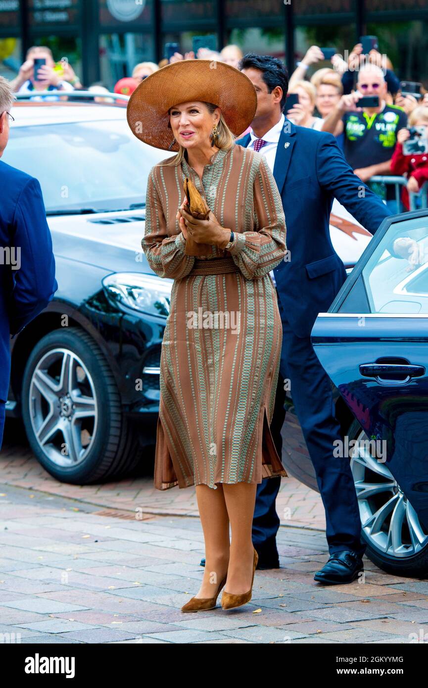Queen Maxima at the opening of the House of Culture and Administration ...