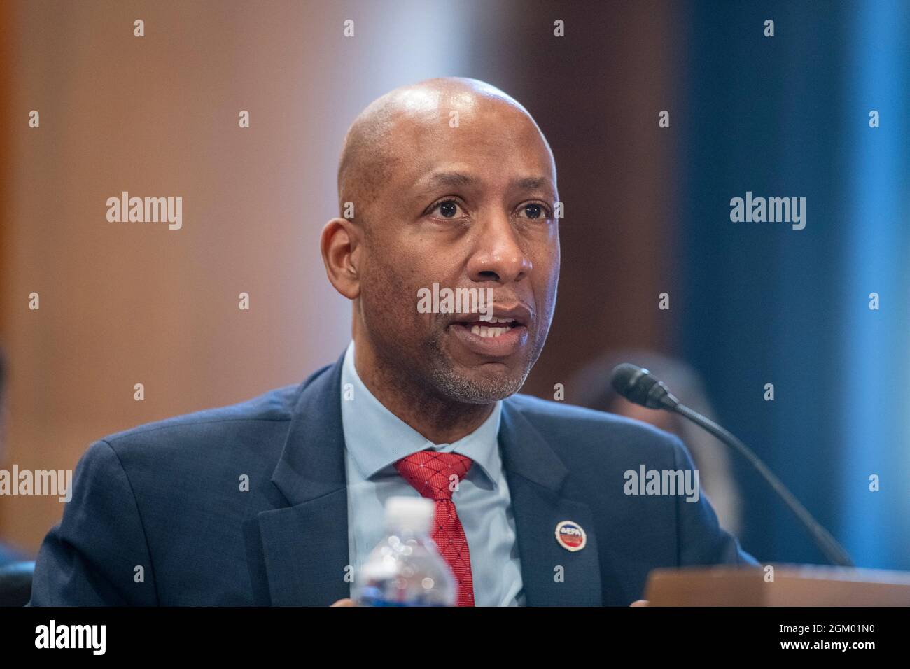 2021 solid hi-res stock photography and images - Alamy