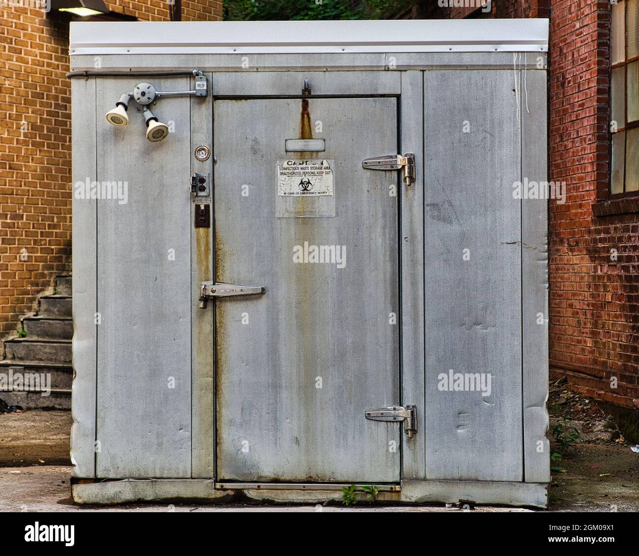 Hospital storage hi-res stock photography and images - Alamy
