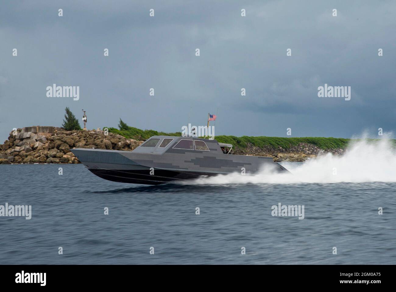 APRA HARBOR, Guam (Sept. 8, 2021) - A Combatant Craft Medium (CCM ...