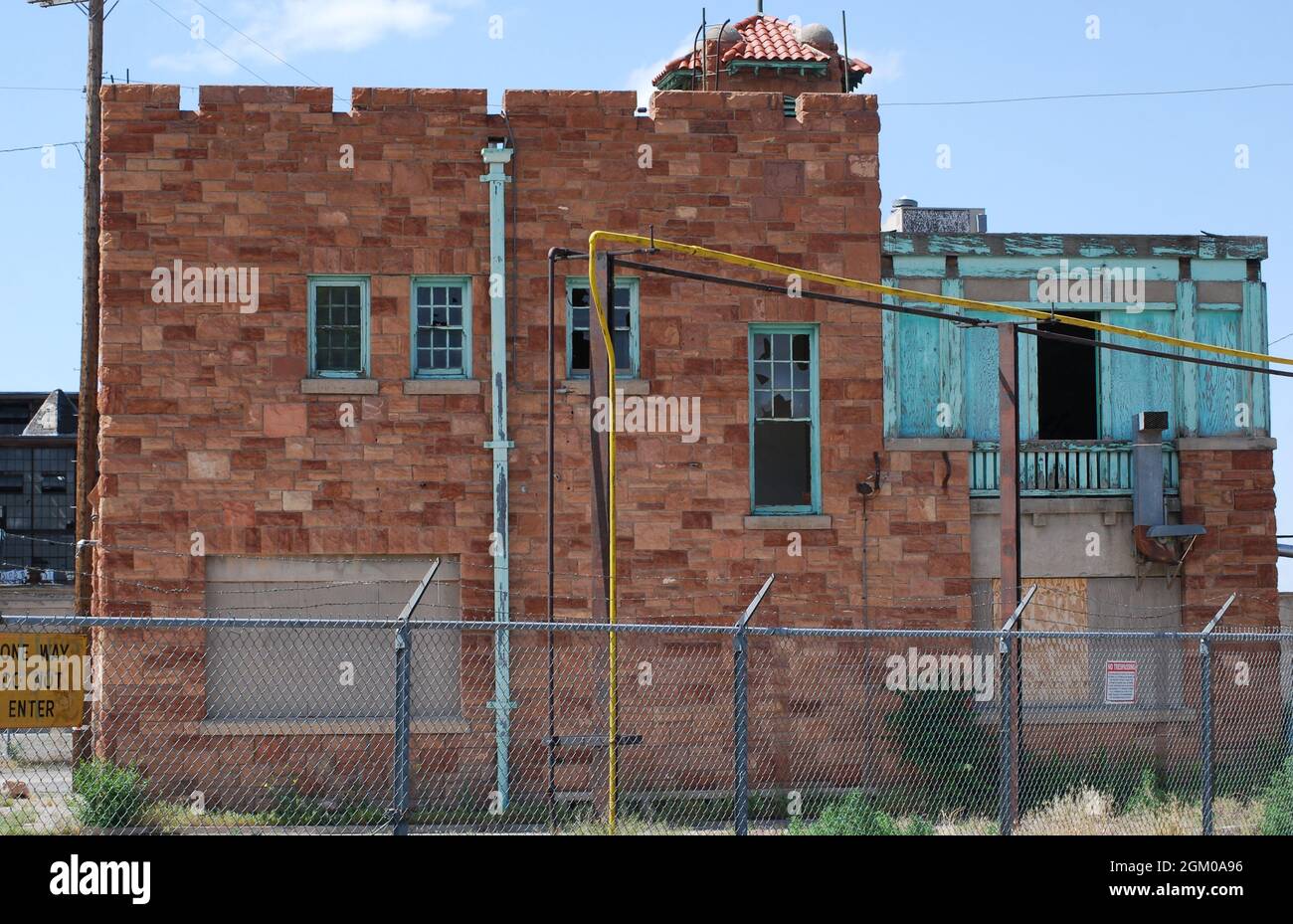 Shuttered factory in Albuquerque, New Mexico Stock Photo - Alamy