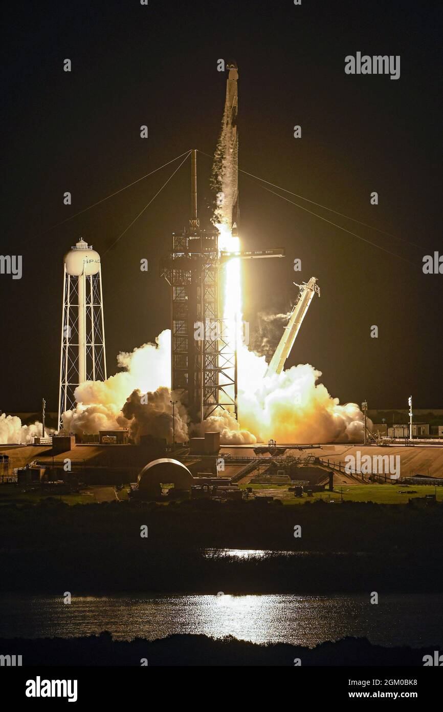 Inspiration 4 mission hi-res stock photography and images - Alamy