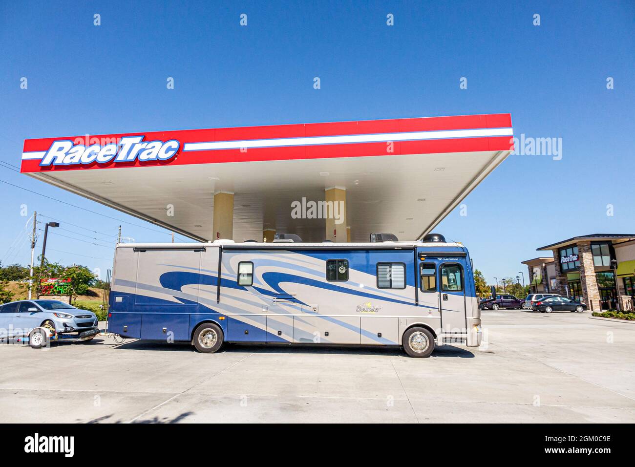 Racetrac petrol station hi-res stock photography and images - Alamy