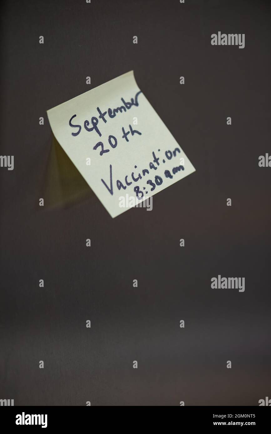 Handwritten message on fridge Stock Photo - Alamy
