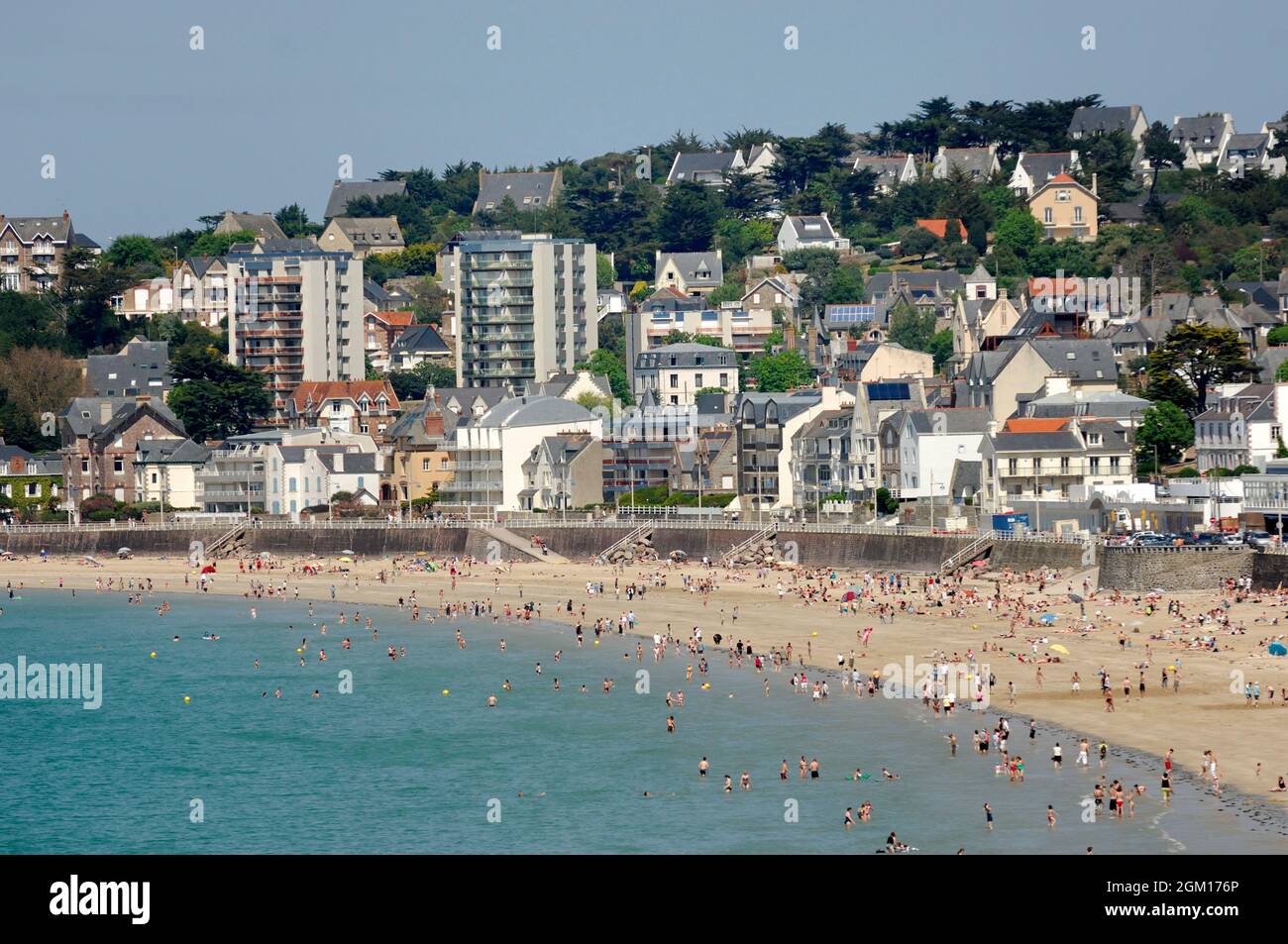 Le val andré hi-res stock photography and images - Alamy